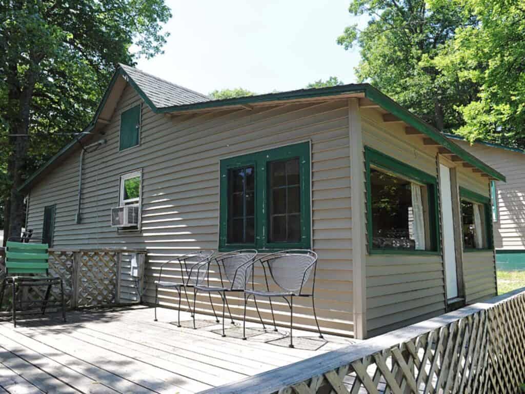 Cabin #11 - Loon Lookout - Cabin Rentals on Nest Lake